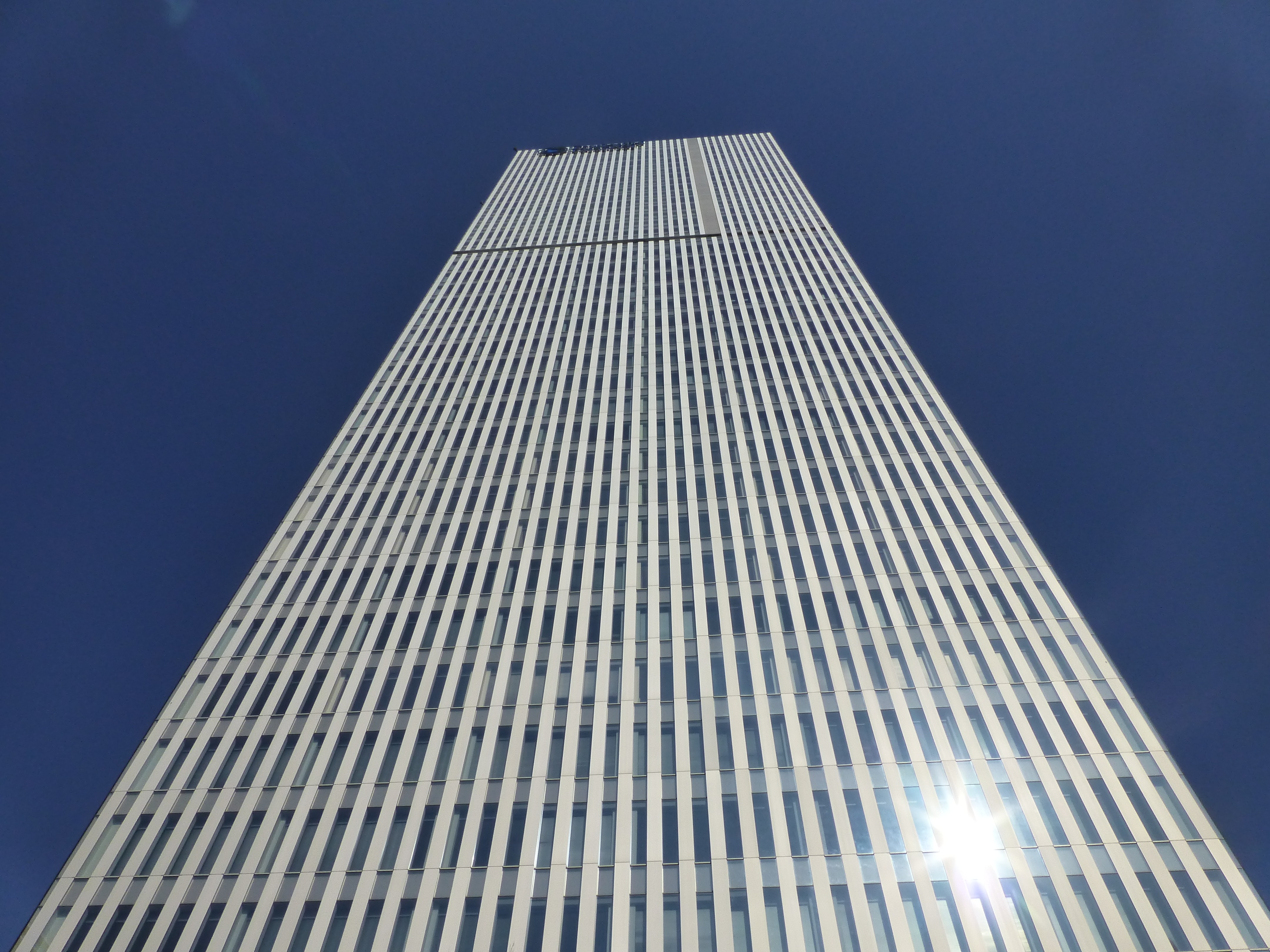 Prudential Tower Residence | Housing Japan