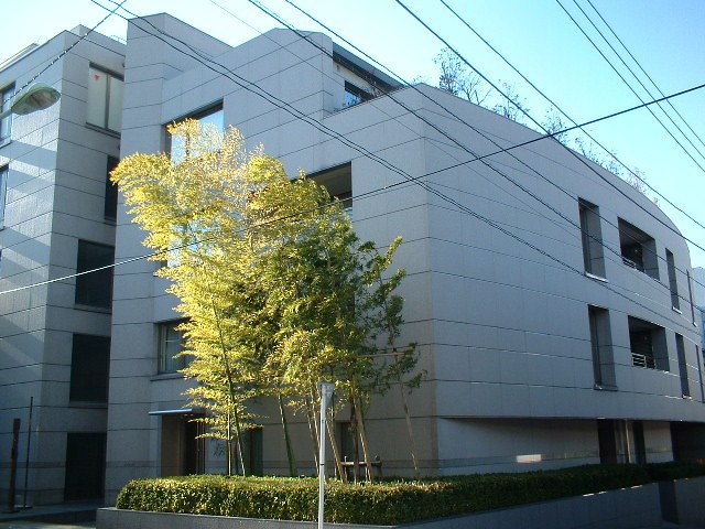 The Park Mansion Shirokane (Shirokane Park Mansion) | Housing Japan