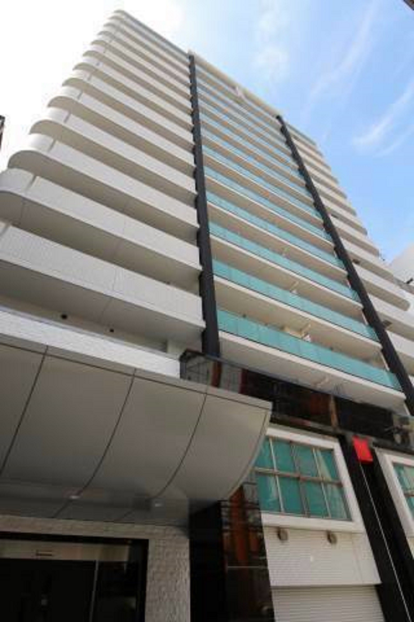 Estam Exe Shinsaibashi | Housing Japan