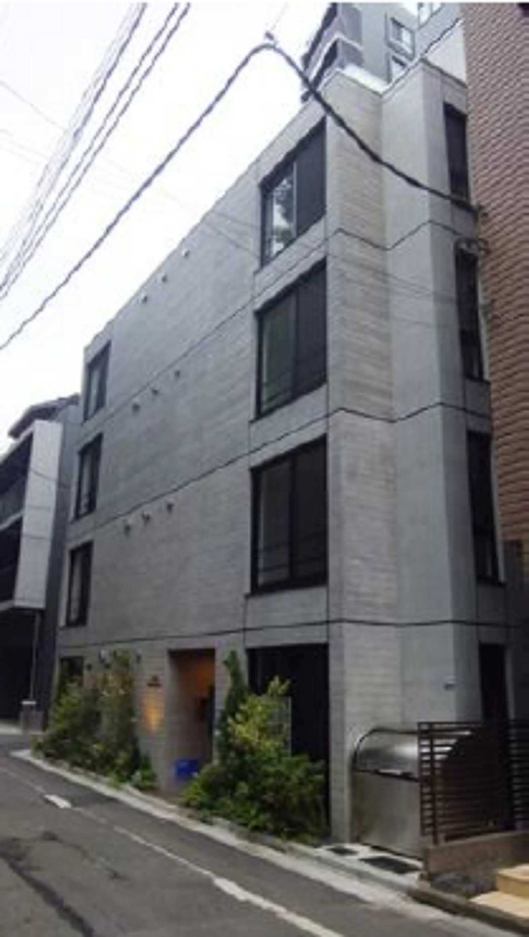 LAPiS Shinjuku South | Housing Japan