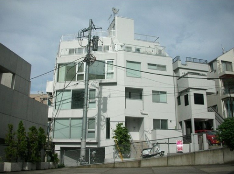 Circle Building | Housing Japan