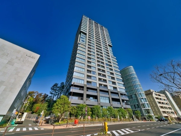 The Park House Shirokane 2 Chome Tower | Housing Japan