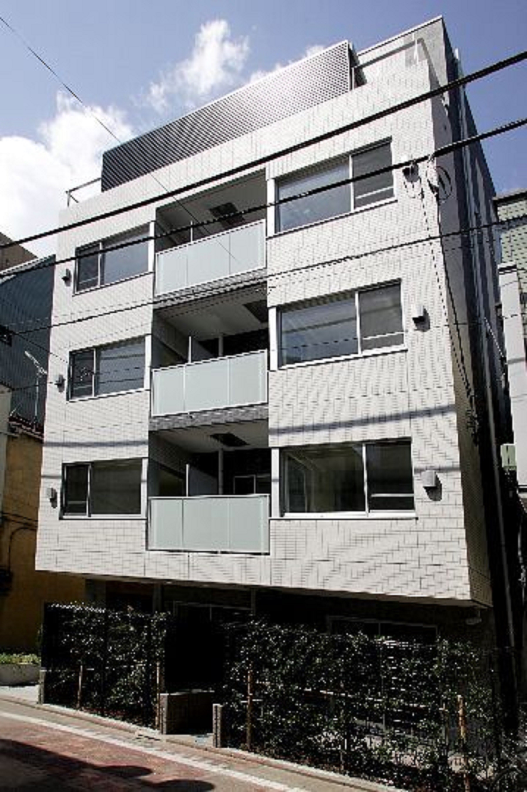Claire Shirokane-Takanawa | Housing Japan